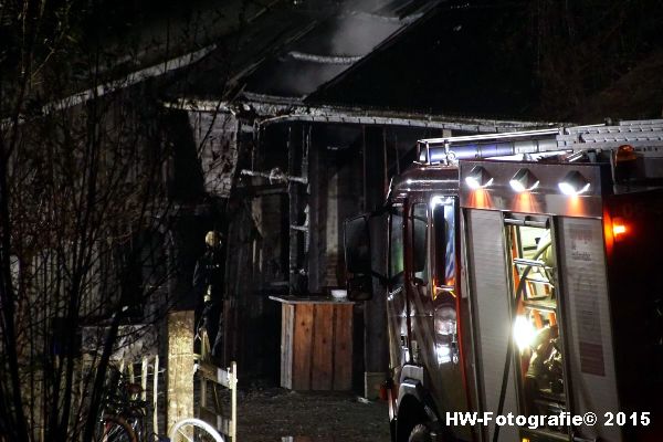 Schuur verwoest door brand aan Geldersedijk - HW-Fotografie
