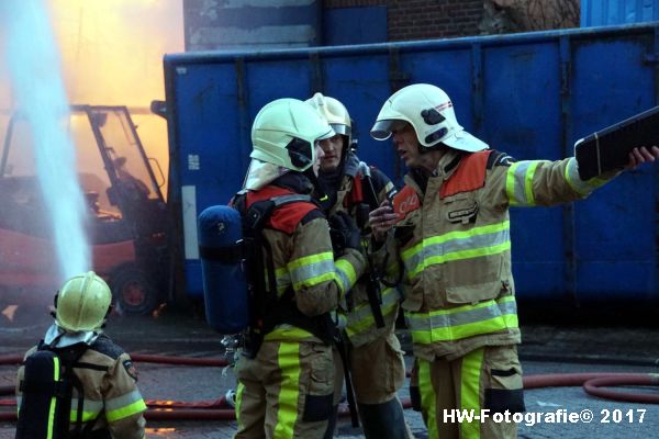 Woningen ontruimd wegens grote brand in Genemuiden - HW-Fotografie