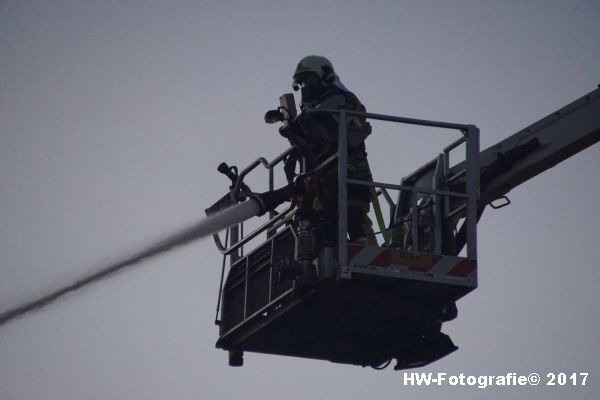 Woningen ontruimd wegens grote brand in Genemuiden - HW-Fotografie