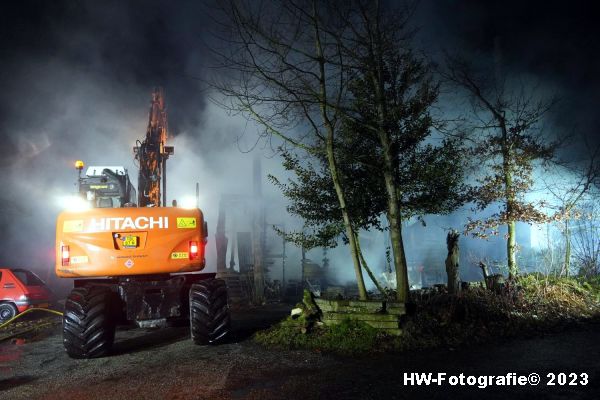 Schuur verwoest door grote brand aan De Velde - HW-Fotografie