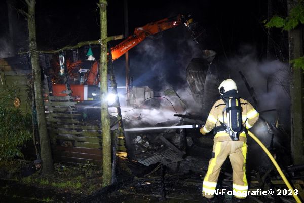 Schuur verwoest door grote brand aan De Velde - HW-Fotografie
