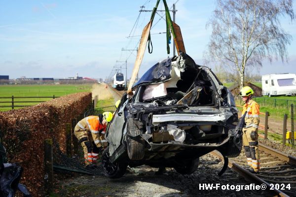 Trein botst op auto op overweg Sonnenbergweg - HW-Fotografie
