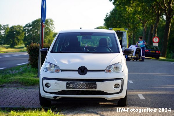 Fietsster gewond na botsing met auto op Zwartsluizerweg - HW-Fotografie