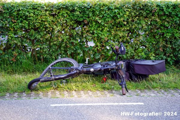 Fietsster gewond na botsing met auto op Zwartsluizerweg - HW-Fotografie