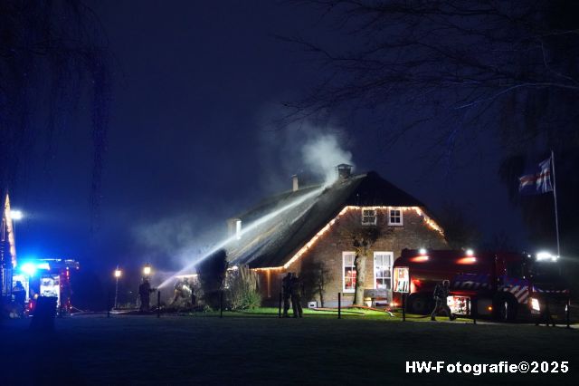 Brand in rietgedekte woning aan Zandvoortweg te Hasselt - HW-Fotografie
